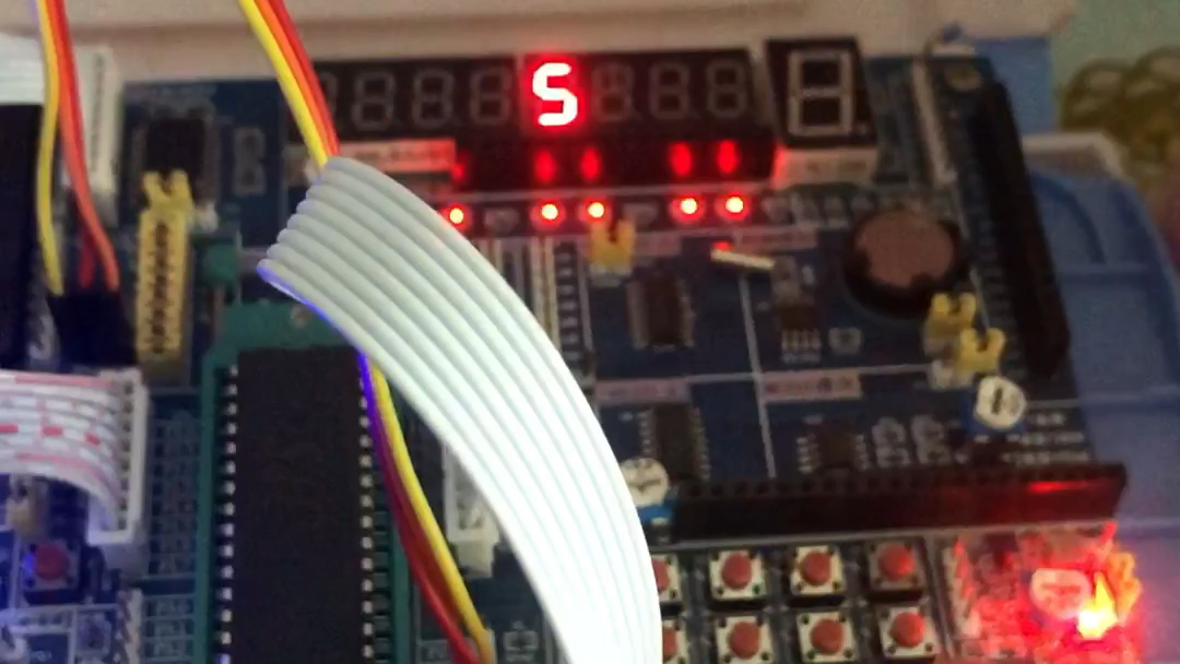 刚学独立键盘,做的小程序。