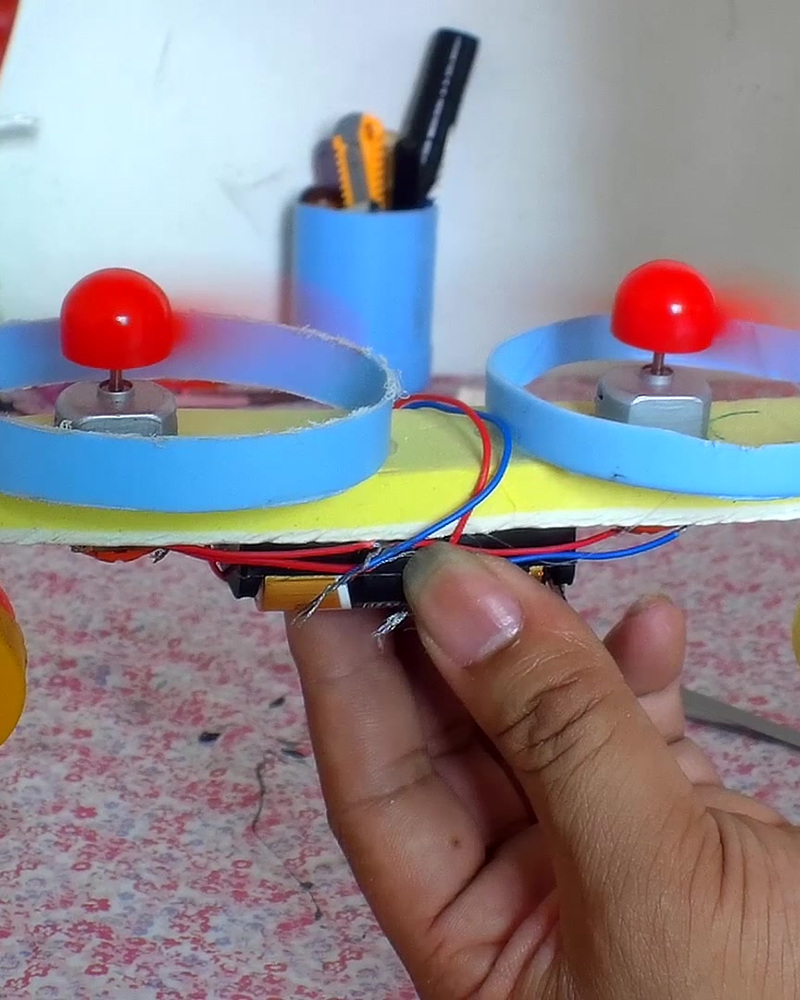 手工制作奇怪小车,未来汽车就应该是这样模型