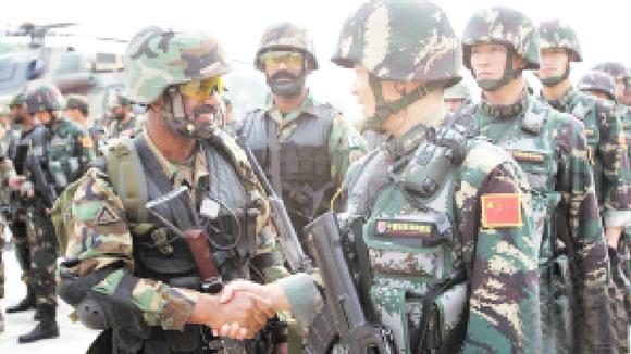 世界上最大军级单位,创建时只有4万人,8年后扩成102万