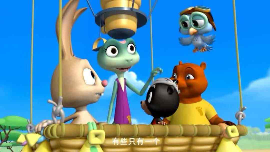 野生动物宝宝:友好的犀牛帮助兔宝宝挖萝卜