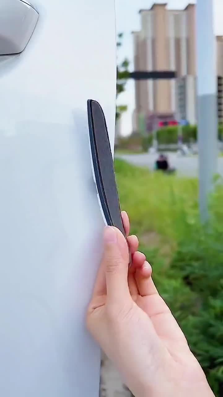 防止开车门太大力气碰到别人车的实用好物,车门防撞条
