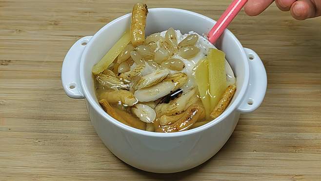 黄芪麦冬加党参放一起作用真厉害,夏季收藏好这个汤,对身体有益