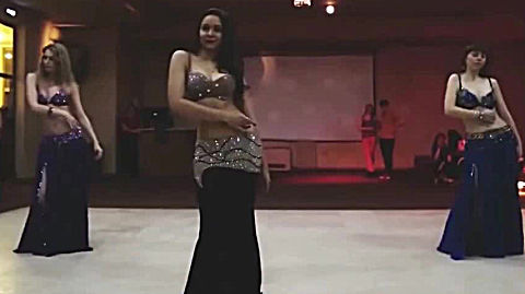 俄罗斯舞娘:没点小肚子,怎么能跳出肚皮舞的最美效果