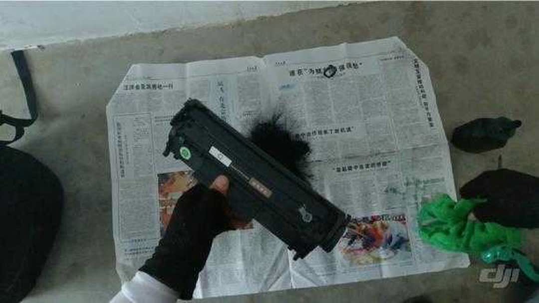 惠普M1005打印机加碳粉,速度太快,客户都不想给钱。怀疑没加够