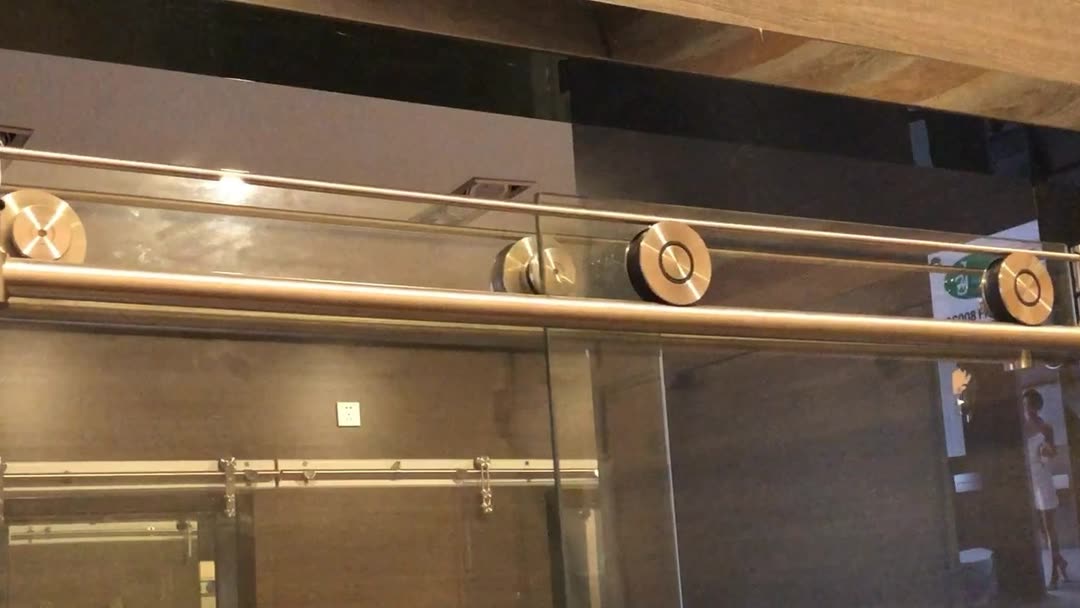 淋浴房双开门展示