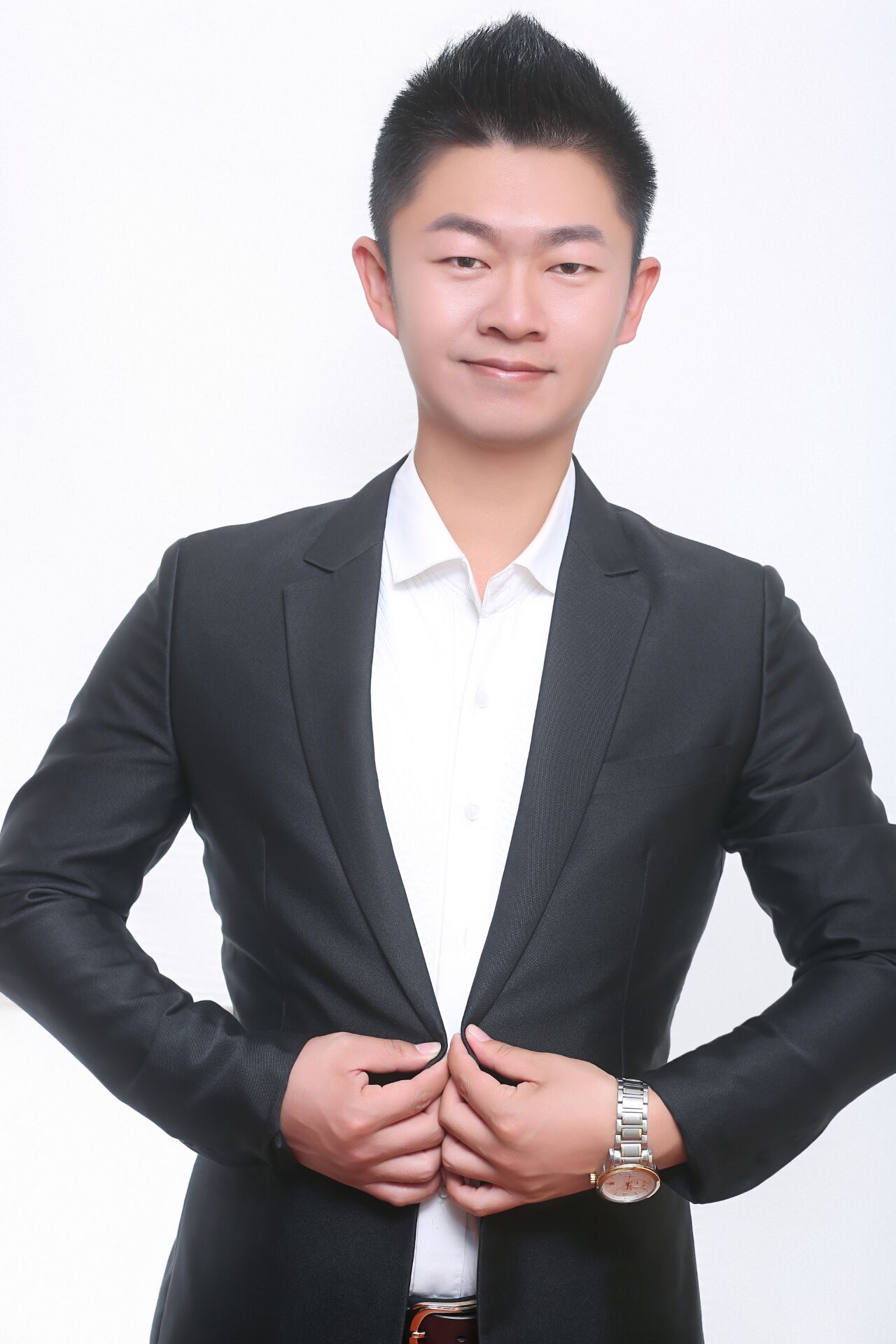 疫情中老师写给小学生的一封信,他的爸爸正在武汉前线医院战斗