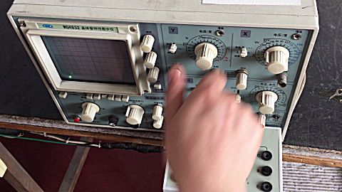 WQ4832晶体管特性图示仪1