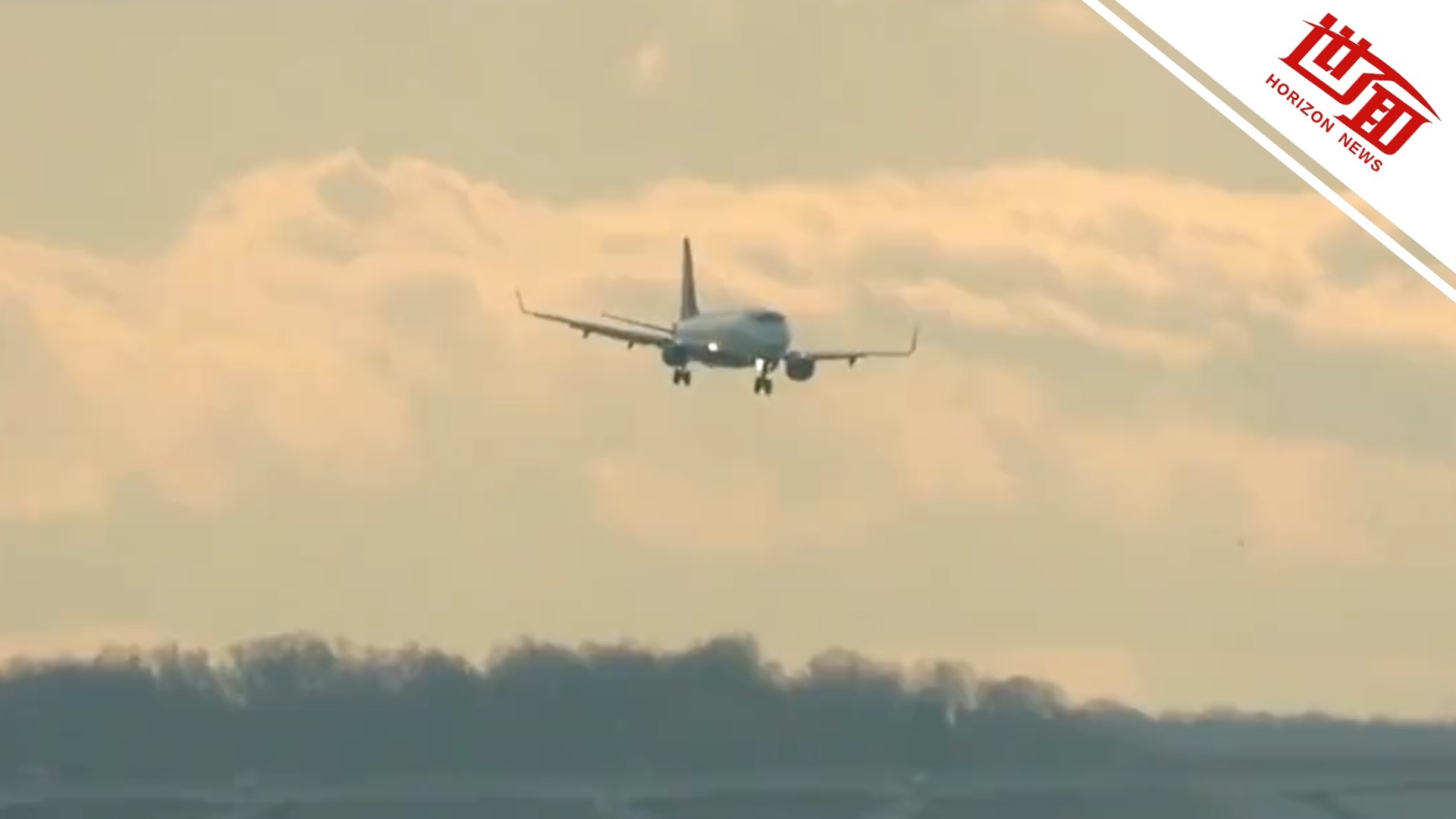 国际丨现场:美国遭超强冬季风暴袭击已致34死