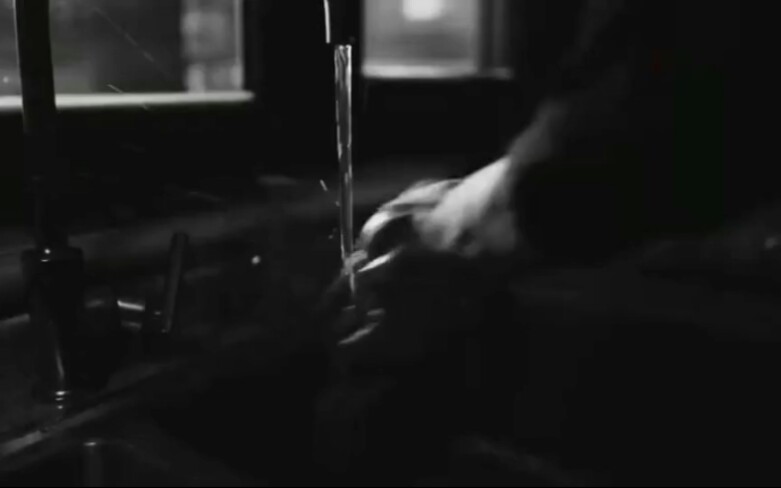腾讯20TH宣传片_心里真的是莫名的感动,那是多少人的青春呐?