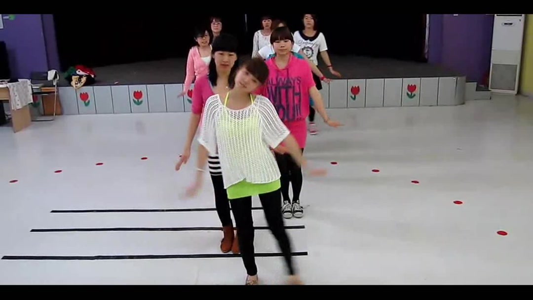 中学生漂亮舞蹈 不要不要