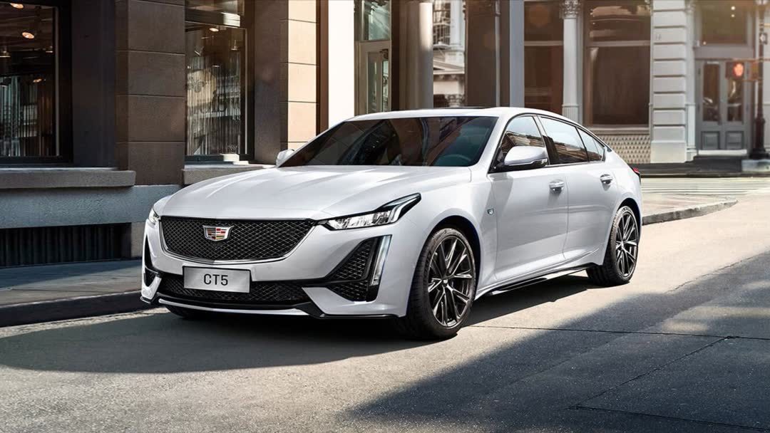 豪华中型运动轿车 30万预算奥迪A4L与凯迪拉克CT5怎么选?