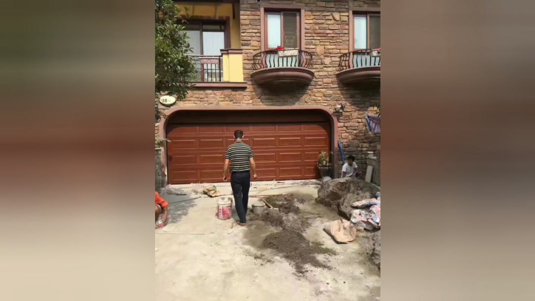 豪华别墅电动翻板车库门,纯手工制作