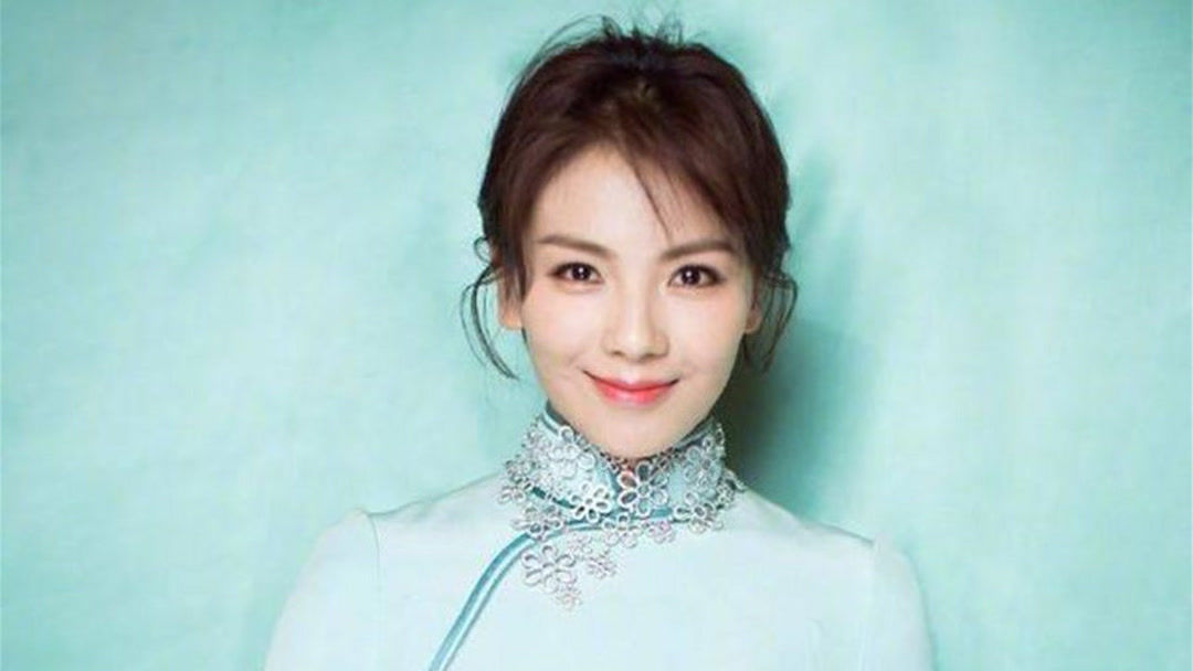 刘涛微博晒美照,评论一片夸赞,气质真的很不一样!