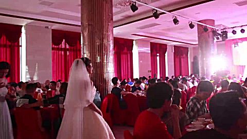 ...岁月,衷于责任,终于圆满。 钟情于你,忠诚于你,衷心于你,终止于你。