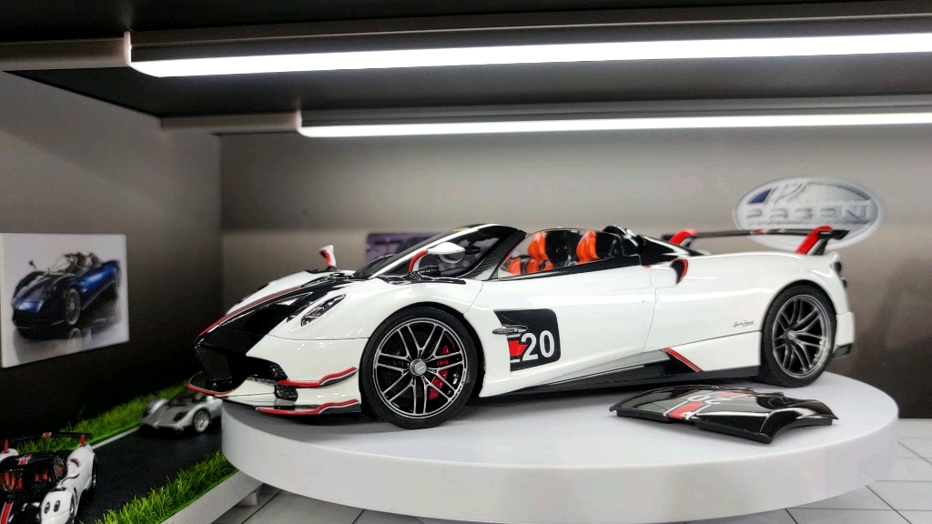 帕加尼花雅BC汽车模型