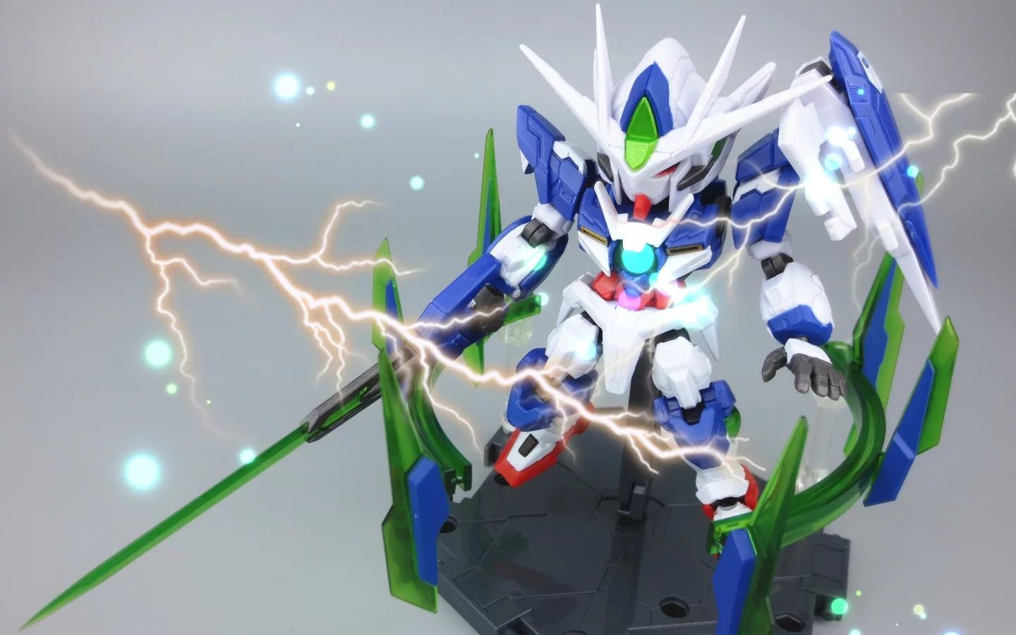 最喜欢的高达竟然是 万代NX 00Q高达模型介绍