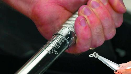 扭力扳手为何卖那么贵,内部结构还挺复杂,看完制造过程我明白了