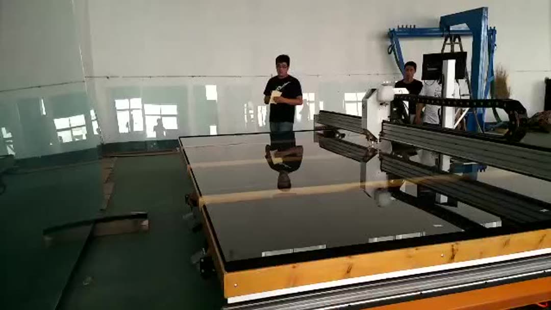 奥大力全自动玻璃切割机