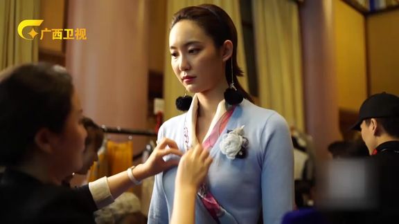 传统文化也能设计得很好看!一起去看2019春夏时装周!