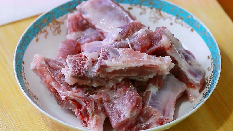 排骨的美味创新做法,不红烧不炖汤,简单又营养,实在太好吃了