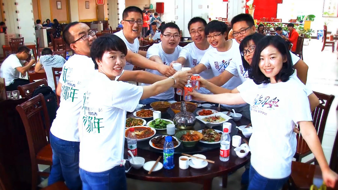 为何在外工作的年轻人,过年不愿回家,是因为钱吗?