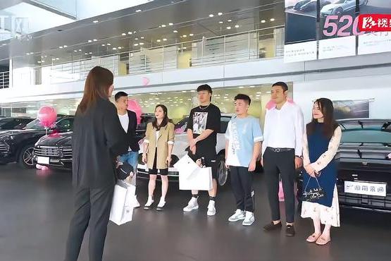 “520”他们为10位保时捷车主送上专属表白