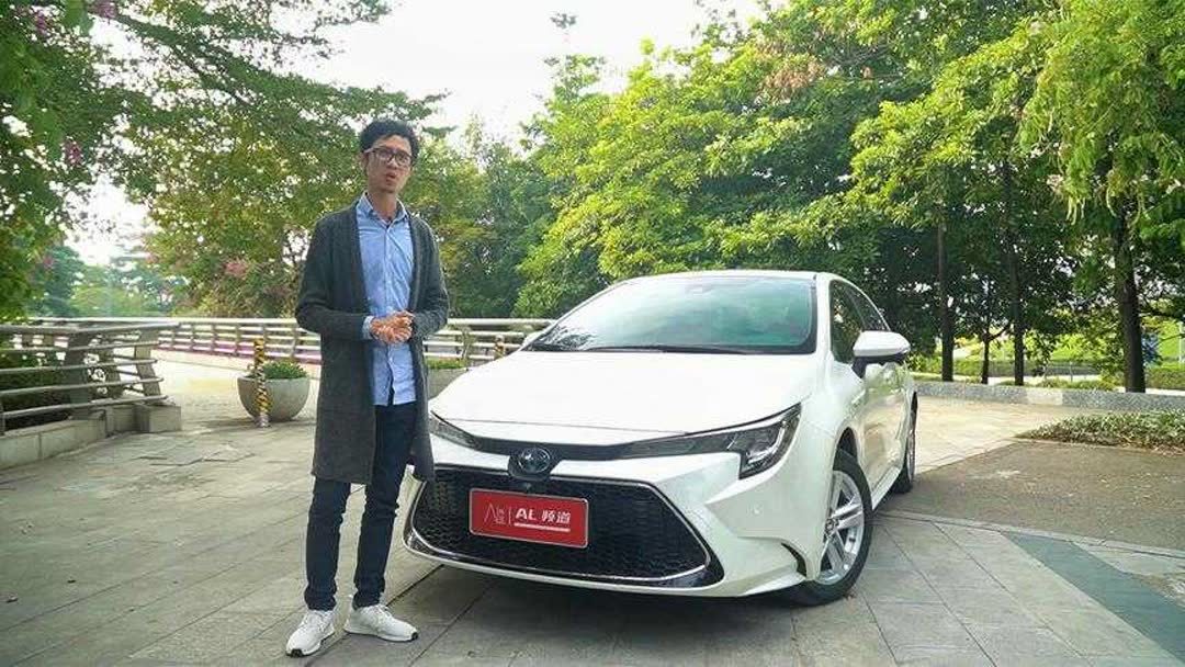 看这台雷凌双擎,如何毁掉你对丰田的三观