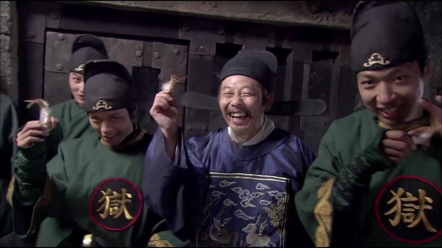 影视:羽毛出动挠一挠脚心,监狱就没有撬不开的嘴!