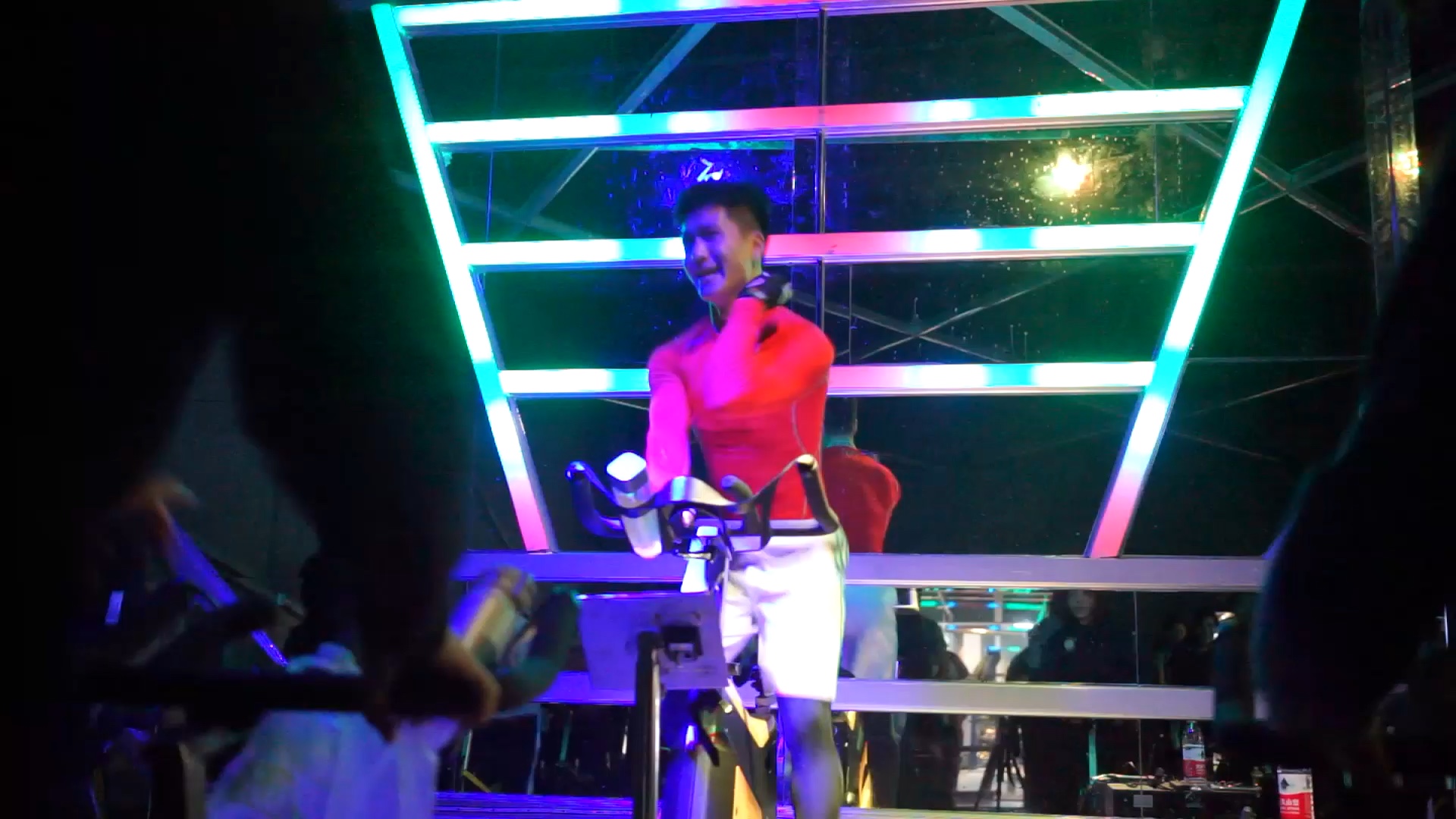 动感单车精彩长视频来了,音乐和动作的结合