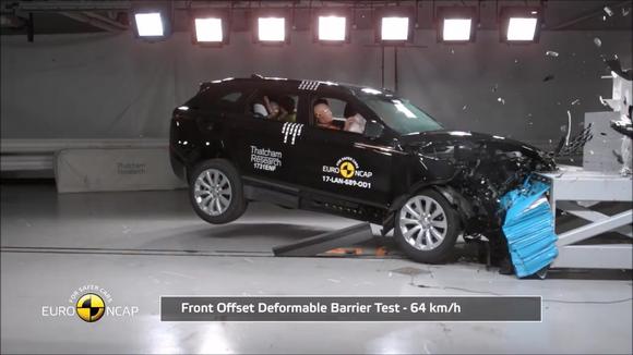 2018款路虎揽胜碰撞测试