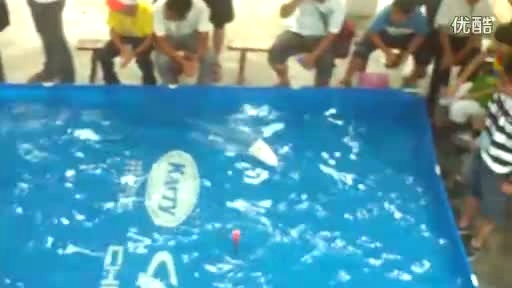 ...我爱祖国海疆”航海模型比赛福建赛区遥控摩托艇绕标比赛小学组决赛