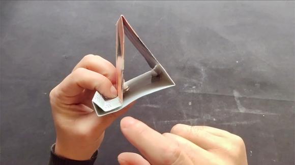 手机支架不用买,教你不花一分钱动手做一个,实用又方便