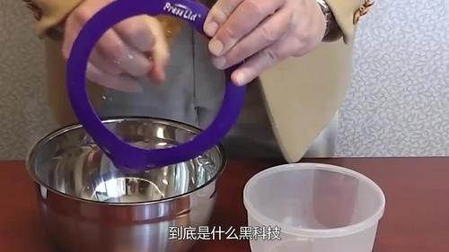 神奇的保鲜膜,皱了用热水一烫就恢复,能重复使用2万次