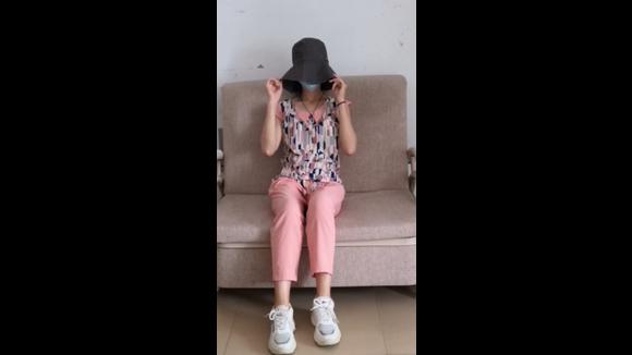我的魔术三之自导自演自拍的简单真人变装秀