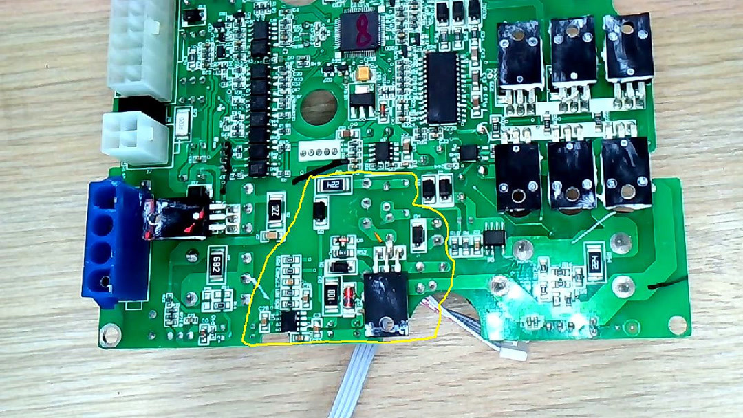 缝纫机电路板开关电源工作原理UC3842B的工作原理
