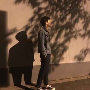 漓咚233 