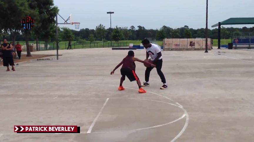 去你的篮球梦之球星戏耍球迷