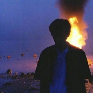 指弹不唱的丶YM 