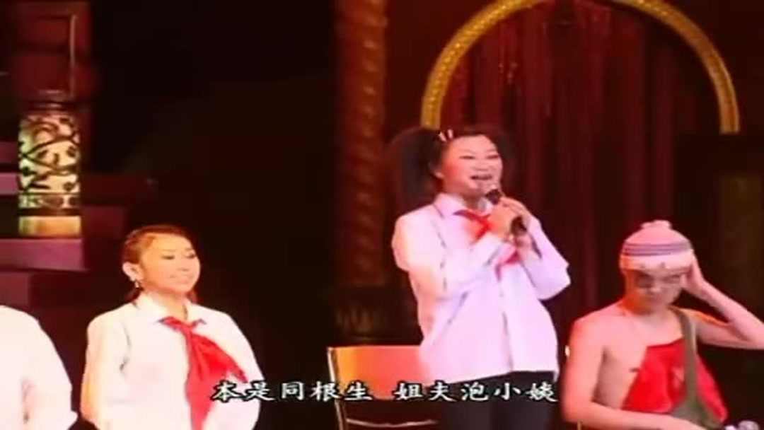 搞笑小品,四个学生,小的遭殃,太搞笑