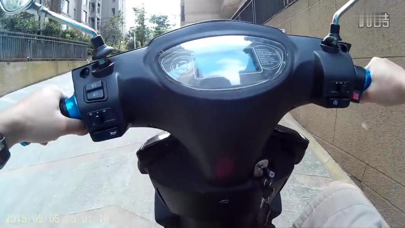 大迅鹰60V 1000W电机爬坡对比小牛电动车完败