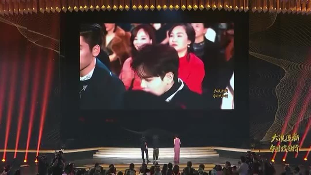 全程回顾:微博之夜NPC产房外