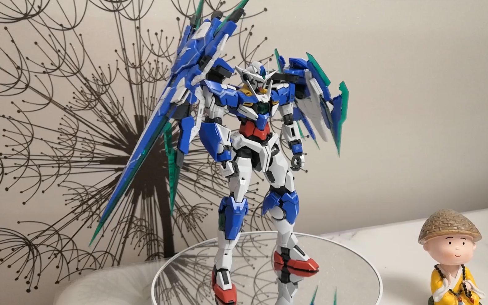 人生中第一台高达模型。00Q