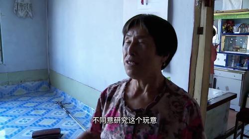 歹徒的“安乐器”?东北小伙发明灵活抓捕器,功能多样2秒就制服