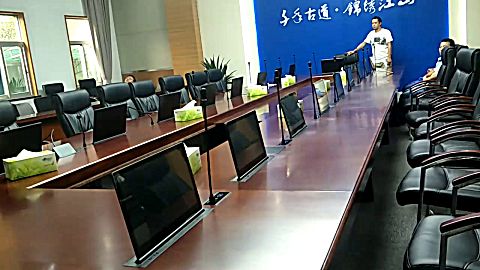 (宣德信息)无纸化会议升降系统-调试现场