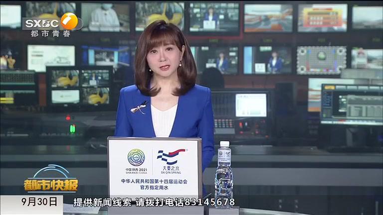 幼儿园"校车"无标牌接送娃交警查处