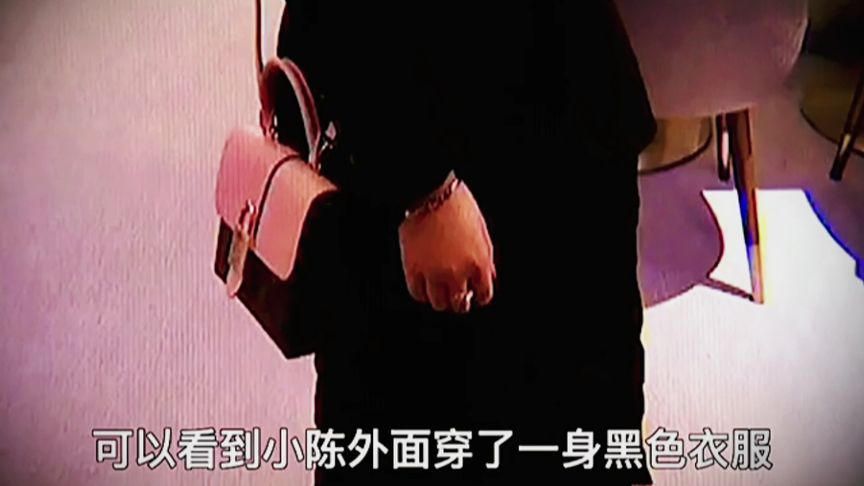 女子1万2买的LV包背一天就掉色!专柜:对不起你要自己去修第2集