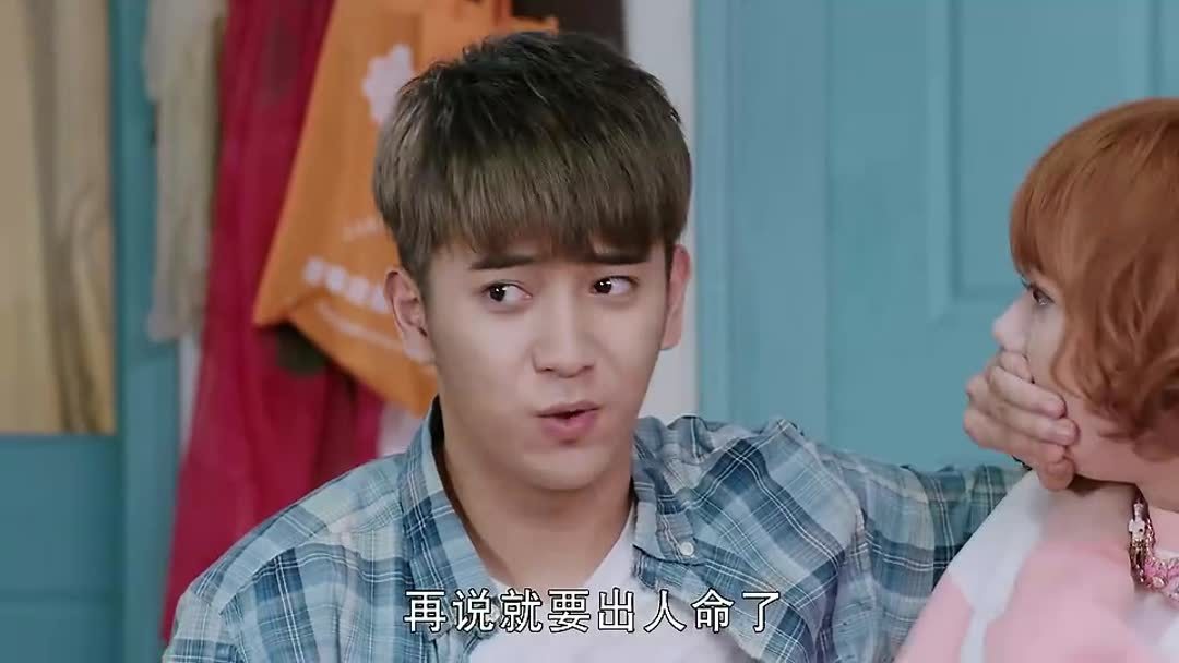 孙子第一次带女友回家,女友却惹上暴躁奶奶,两人不甘示弱