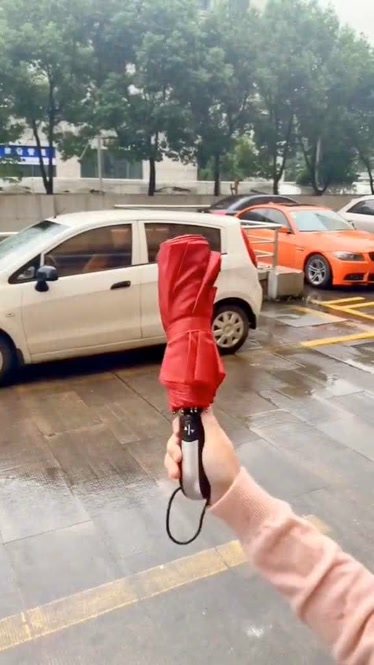 好产品分享全自动折叠收缩雨伞一键撑开一键收起