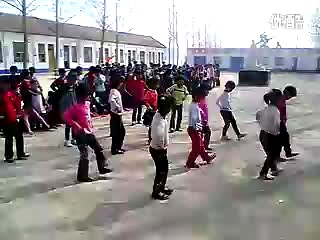 曙光小学二年级舞蹈表演