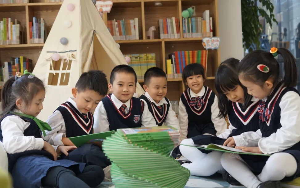 市西小学书香校园文化